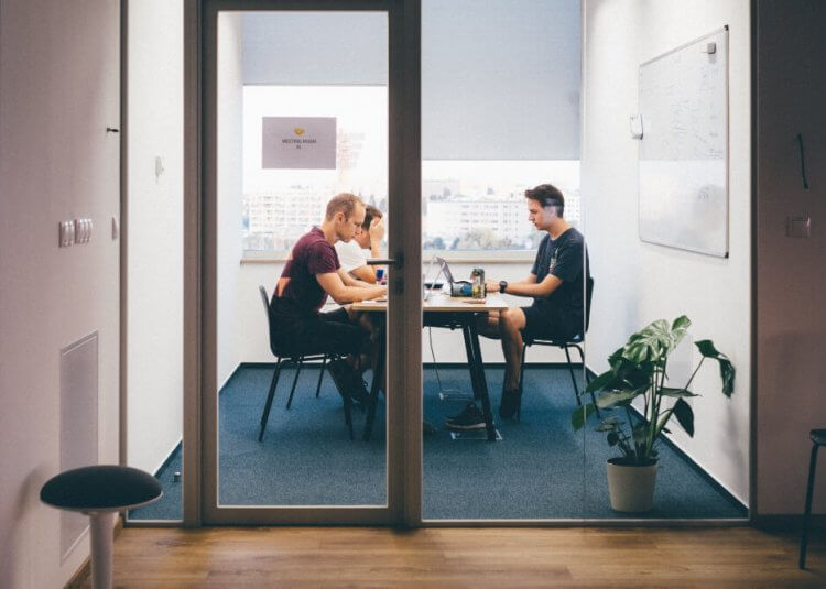 10 Corporate Event Ideas to Build Employee Engagement - Slido Blog