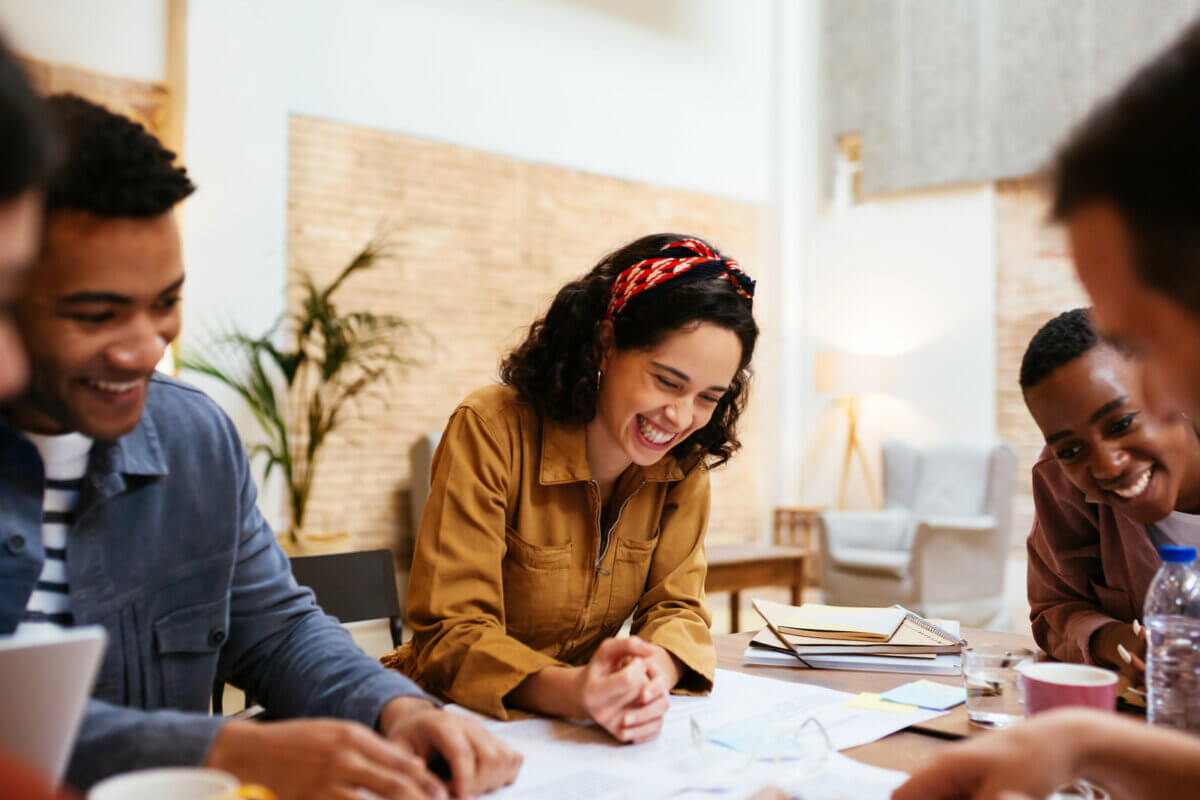 8 Super Engaging 5-Minute Team Building Activities for Your Meetings ...